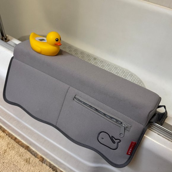 Skip Hop | Bath | Skip Hop Baby Bath Tub Side Seat Elbow Rest Gray And ...